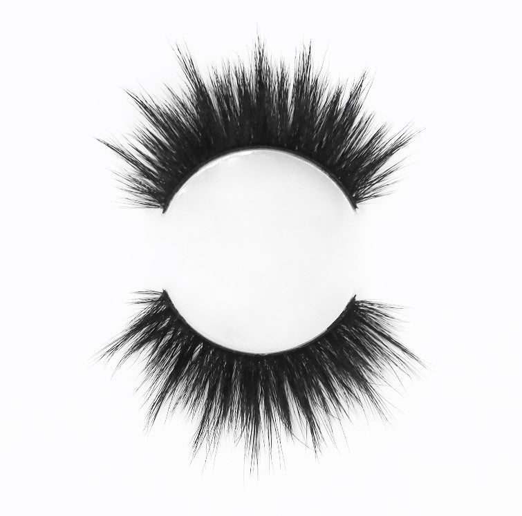 Glow Lashes – Glam FX Beauty